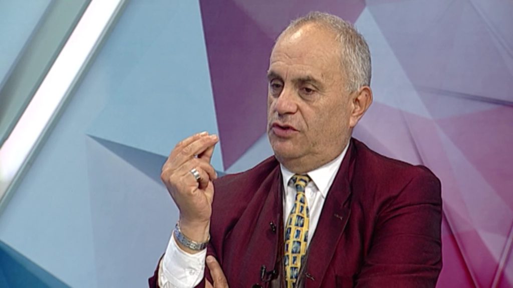 Tastiera shqip /Si të shkruajmë shkronjat e gjuhës shqipe “ë”, “Ë”, “ç ...