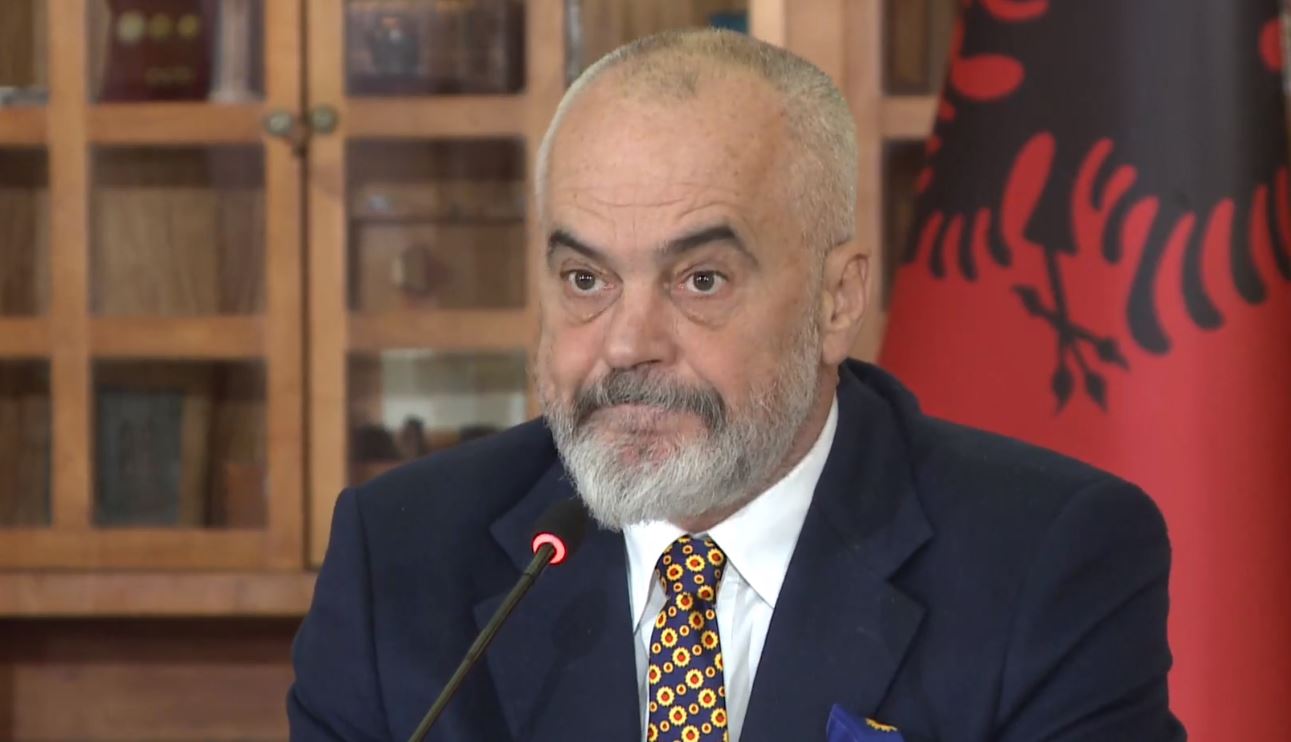 Edi Rama njeriu që degradoi arsimin në Shqipëri – Podiumi Lajmet më të ...