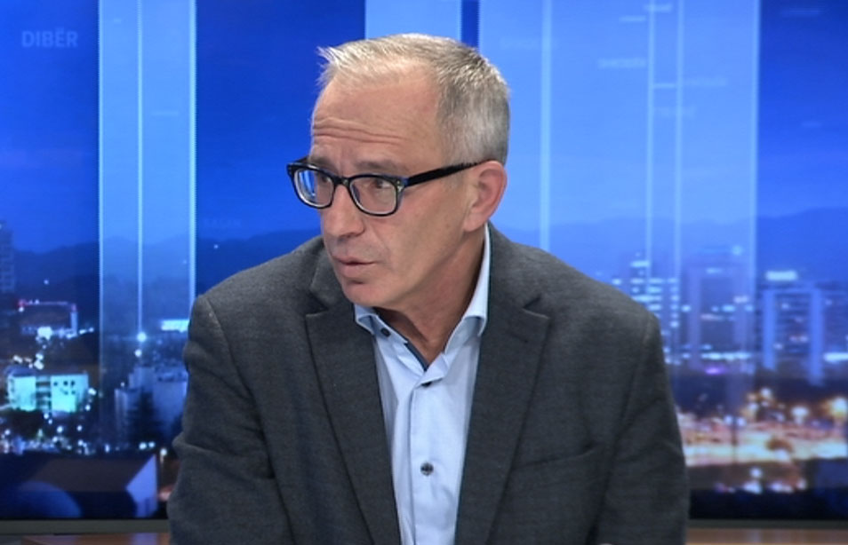 Mark Marku: Ata që kërkojnë dorëheqjen e Bashës, janë shërbyes të Edi ...