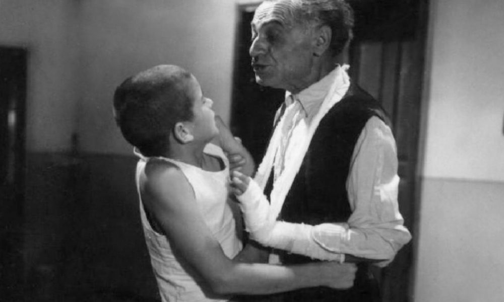 Filmat e vjetër që duhet t’i shohë çdo shqiptar! – Podiumi Lajmet më të ...