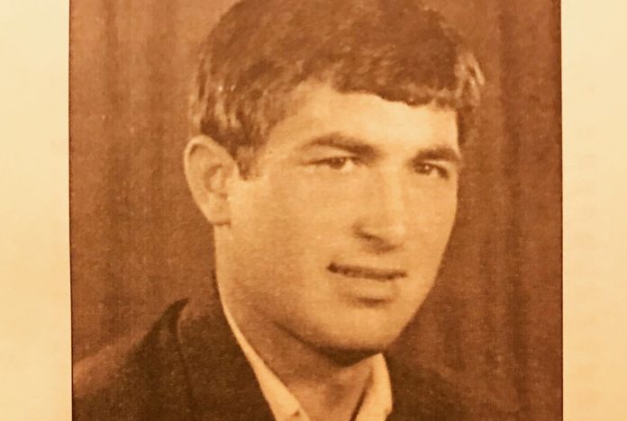 Poezi nga Vilson Blloshmi – Podiumi Lajmet më të fundit në Shqipëri