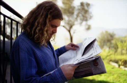 Poezi nga Ervin Hatibi – Podiumi Lajmet më të fundit në Shqipëri