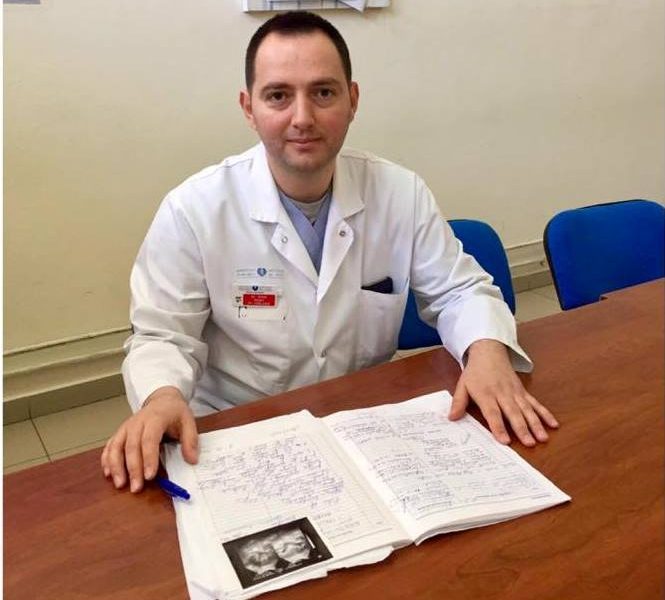 Mjeku Rezart Xhani: Zmadhimi i prostatës, mjekimi me ilaçe dhe kur ...