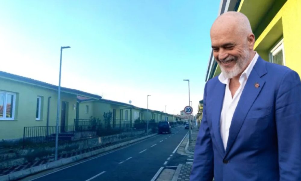 Tastiera shqip /Si të shkruajmë shkronjat e gjuhës shqipe “ë”, “Ë”, “ç ...