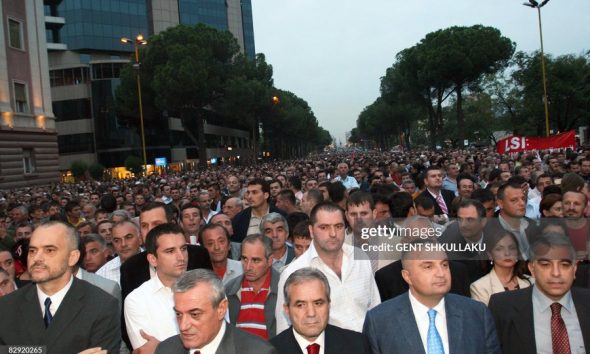Tastiera shqip /Si të shkruajmë shkronjat e gjuhës shqipe “ë”, “Ë”, “ç ...