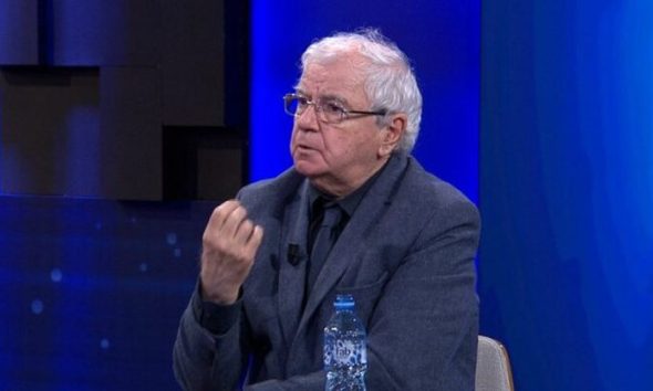 Tastiera shqip /Si të shkruajmë shkronjat e gjuhës shqipe “ë”, “Ë”, “ç ...