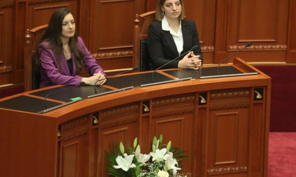 Tastiera shqip /Si të shkruajmë shkronjat e gjuhës shqipe “ë”, “Ë”, “ç ...